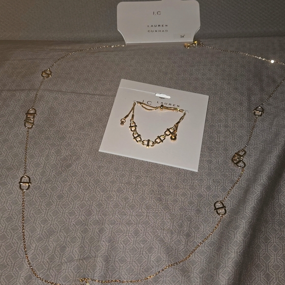 LC Lauren Conrad | Jewelry | Lc Lauren Conrad Gold Dainty Necklace ...